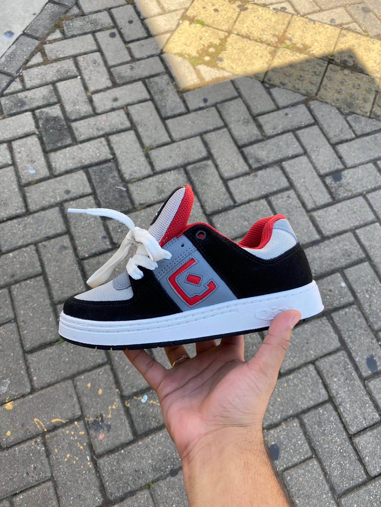 TENIS QIX 90s-PRETO/VERMELHO/BRANCO - LOKO