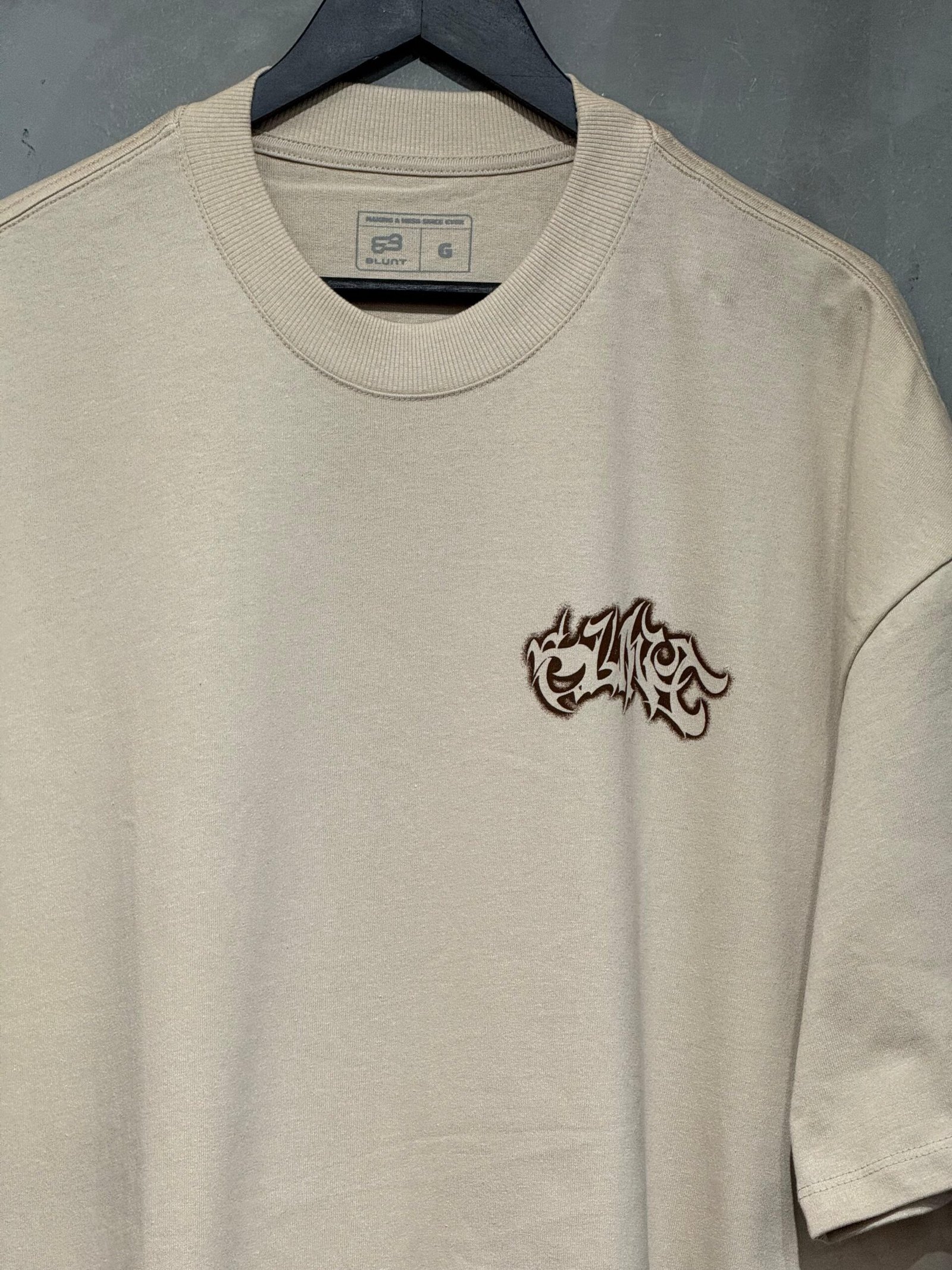 Camiseta Oversized Blunt Neverm Creme - Loja Loko